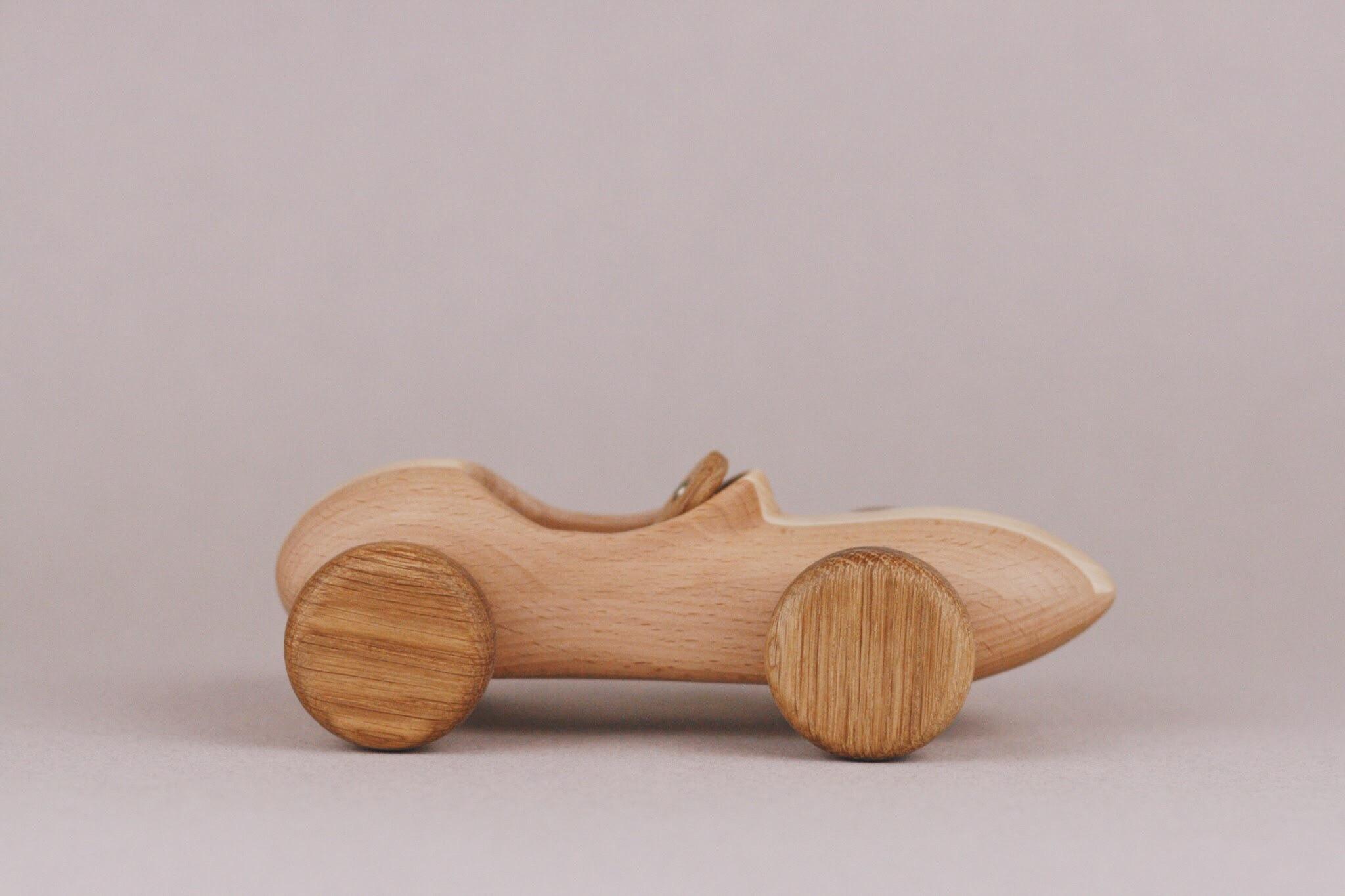 Handmade Wooden Retro Race Car | Vehicles – blueottertoys