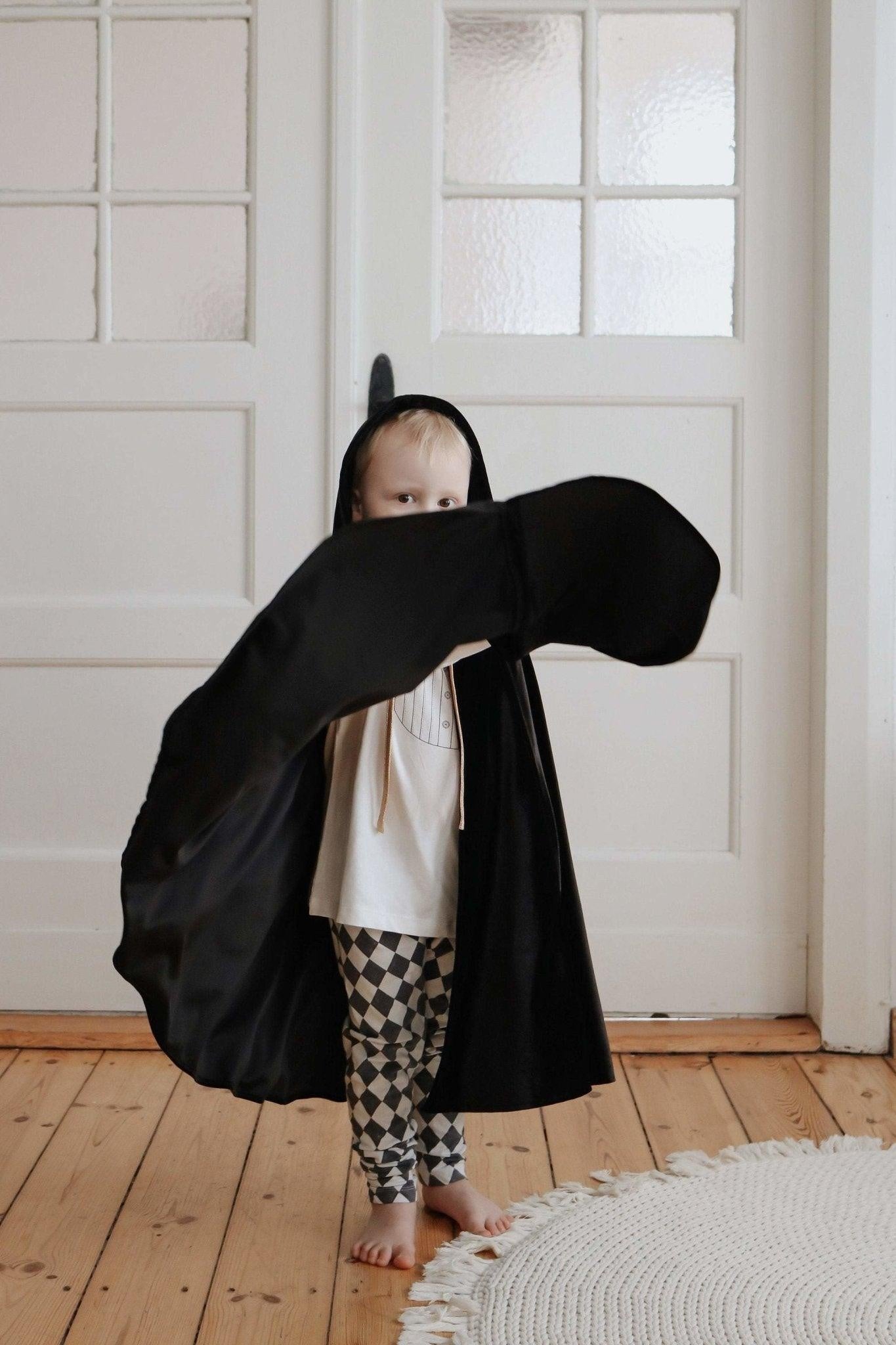 “Little Black Riding Hood” Magic Cape- Blue Otter Toys